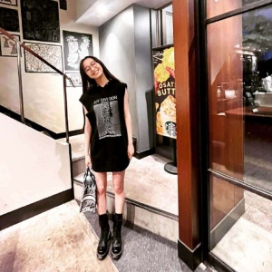 Cocomi、2日連続で生脚露わなコーデに反響「承認欲求が強い？」(1ページ目) - デイリーニュースオンライン