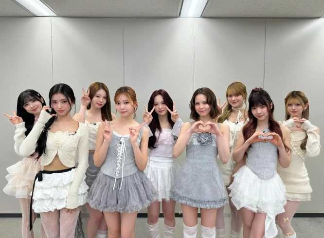 デビュー5周年イヤーのNiziU、『CDTVライブライブ』オフショット公開「まじ最高過ぎた」「ビジュ最高」(1ページ目) - デイリーニュースオンライン