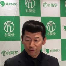 DeNA、三浦監督とマスコットに「お互い可愛すぎ」と反響 広島戦前に見せた仲良し映像が話題(1ページ目) - デイリーニュースオンライン