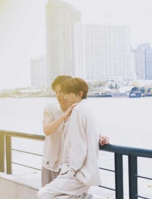 Snow Man・向井康二ananでタイ俳優Marchと魅せた“美しすぎる2ショット”にファン熱狂！(1ページ目) - デイリーニュースオンライン