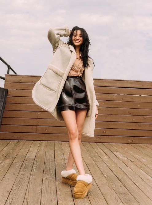 Koki、美脚ミニスカ＆コートのコーデ披露！足元はモコモコシューズで冬先取りinニューヨーク(1ページ目) - デイリーニュースオンライン