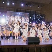 NMB48、2年10カ月ぶり東京公演にAKB48柏木由紀らがサプライズ登場！「会いたかった」など人気楽曲披露 - デイリーニュースオンライン